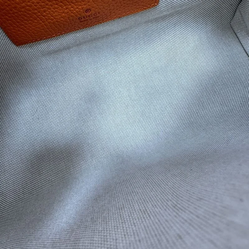 Budget-friendly Gucci Clutch Bags