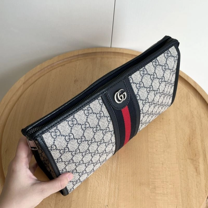 Accurate model Gucci Clutch Bags