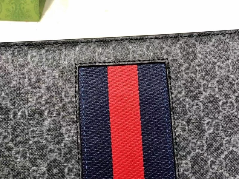 Inexpensive Gucci Clutch Bags