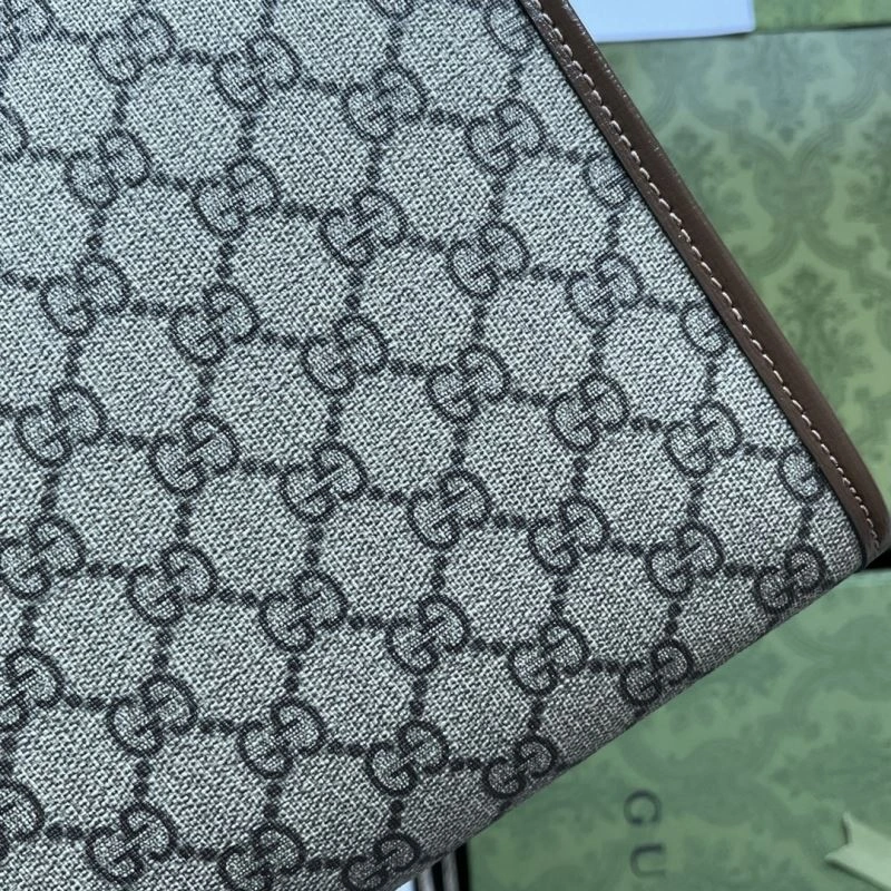 Indistinguishable Gucci Clutch Bags