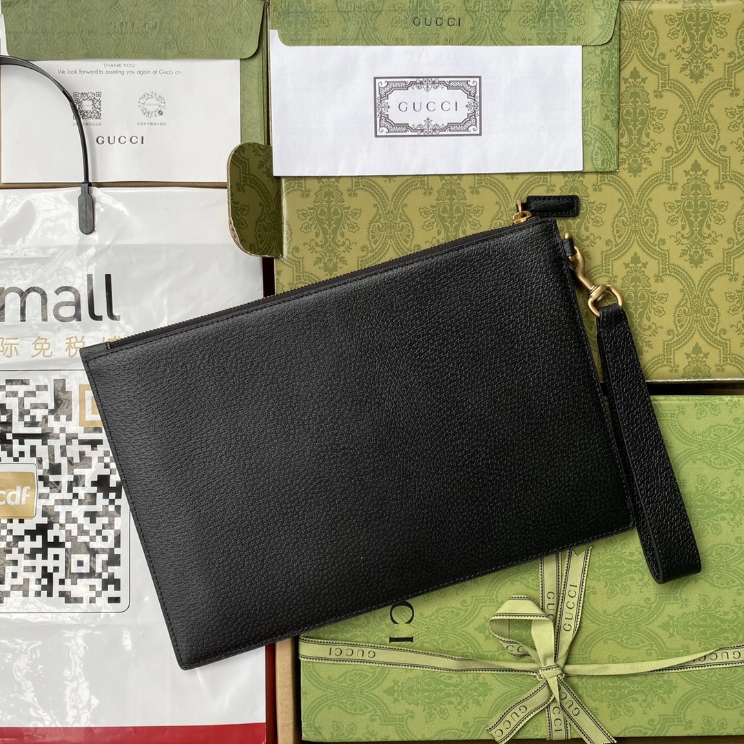Indistinguishable Gucci Clutch Bags