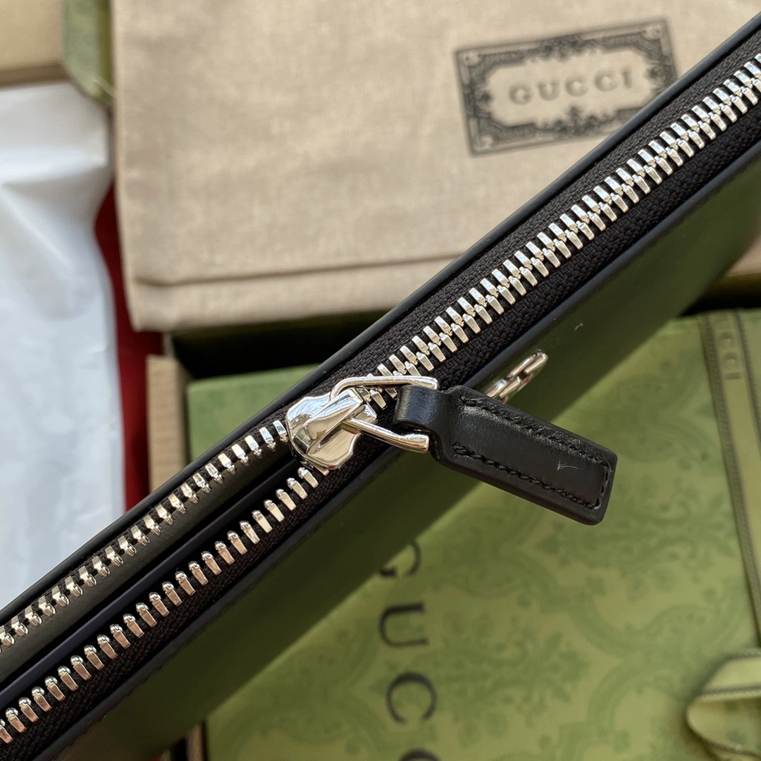 Inexpensive Gucci Clutch Bags