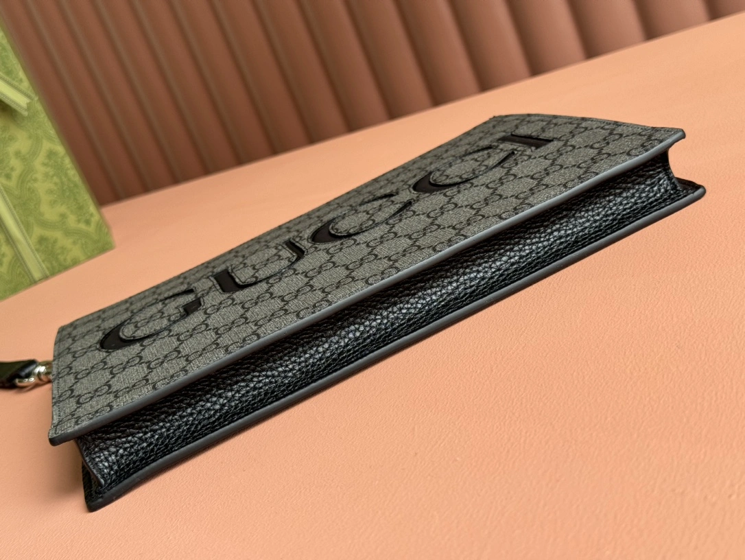 Reasonably priced Gucci Clutch Bags