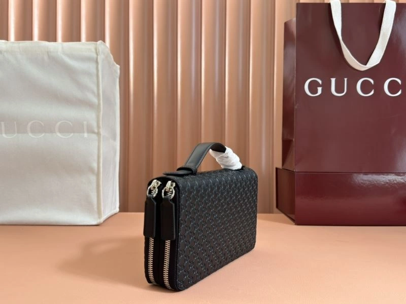 Top match Gucci Clutch Bags