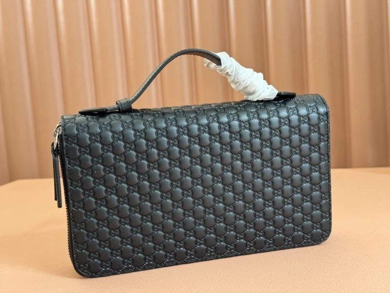 Top match Gucci Clutch Bags