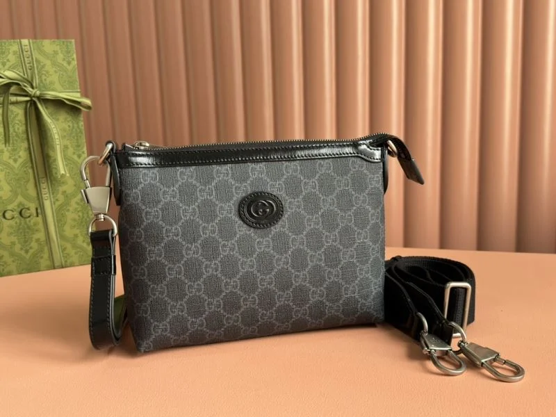 Gucci Clutch Bags