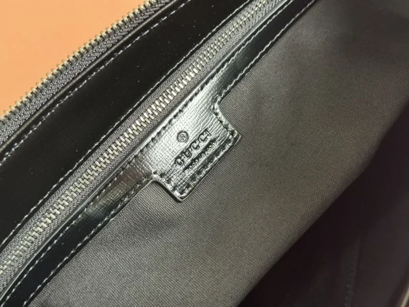 Original Gucci Clutch Bags