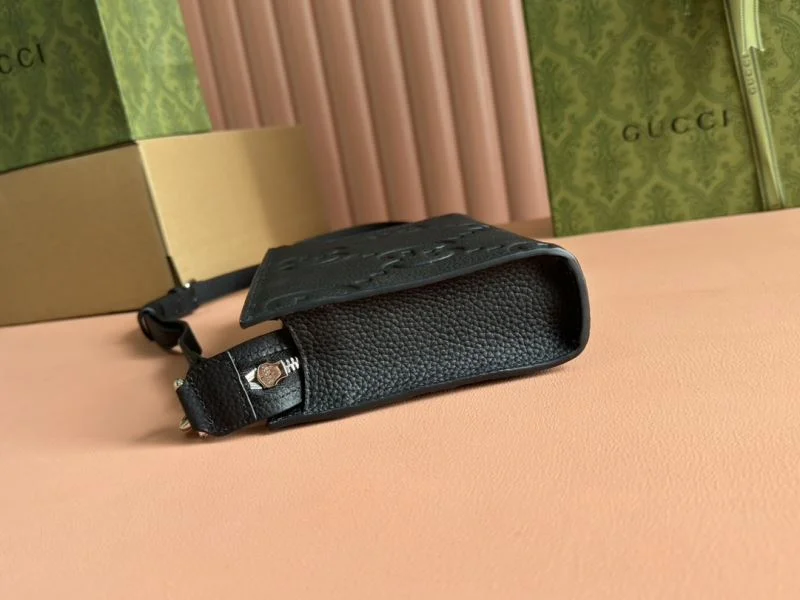 Original Gucci Clutch Bags