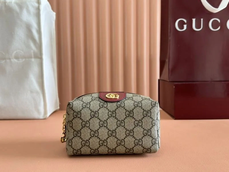 Gucci Clutch Bags