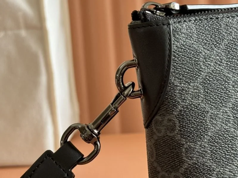 Cut-rate Gucci Clutch Bags