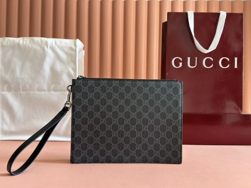 Gucci Clutch Bags