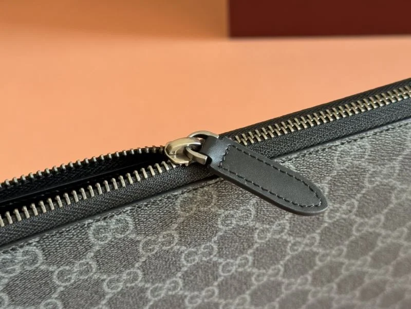 Inexpensive Gucci Clutch Bags