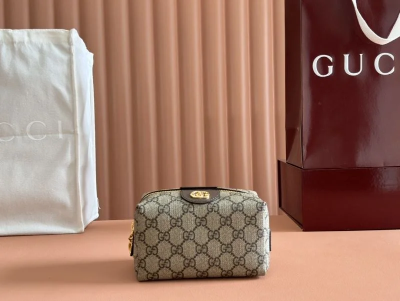 Gucci Clutch Bags