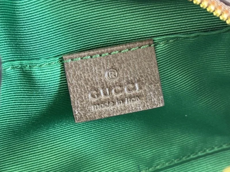Reasonably priced Gucci Clutch Bags