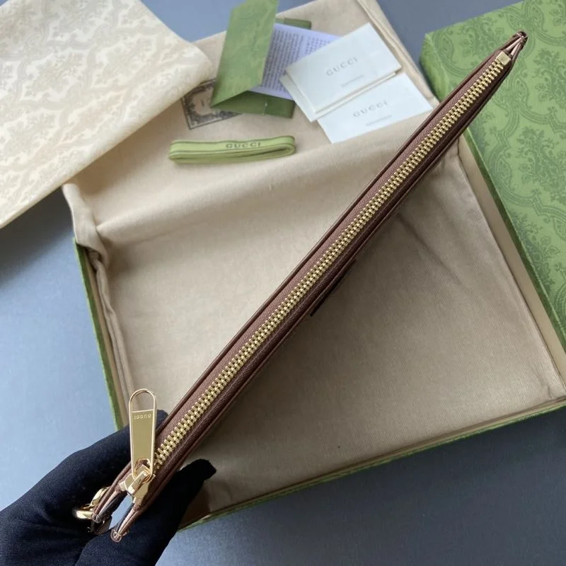 Gucci Clutch Bags