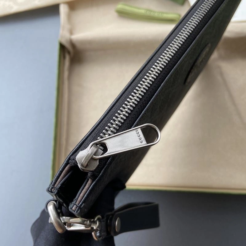 Brand-authenticated Gucci Clutch Bags