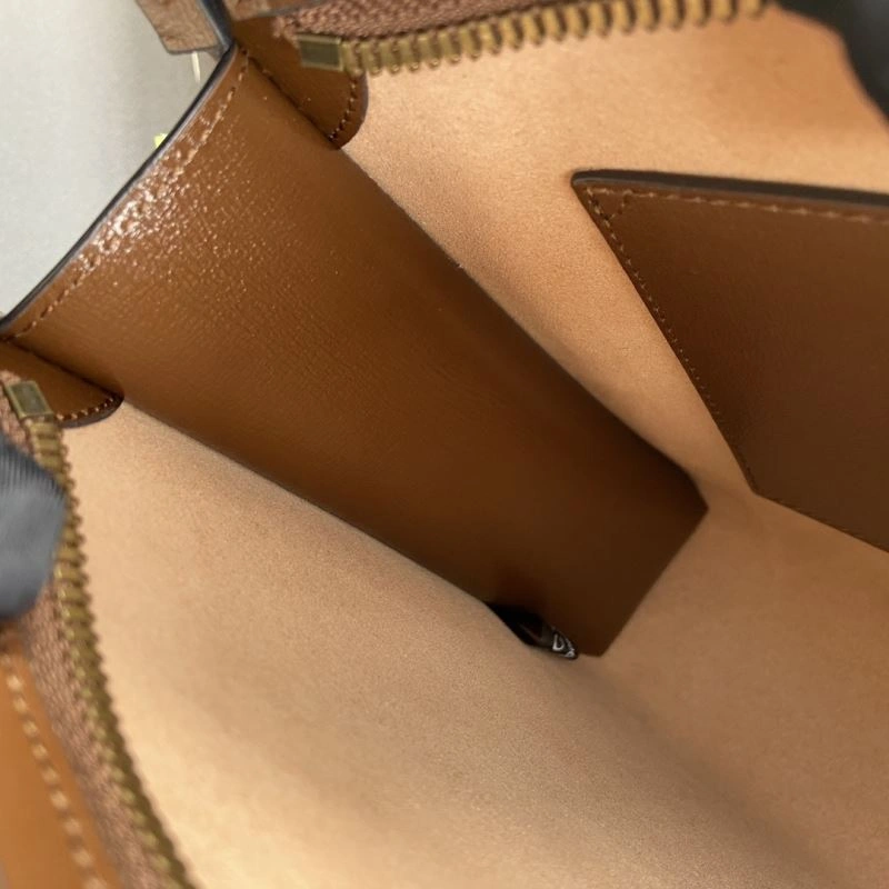 Official Gucci Clutch Bags