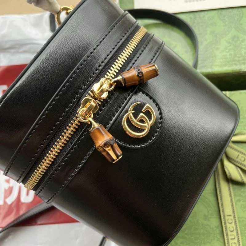 Affordable Gucci Cosmetic Bags