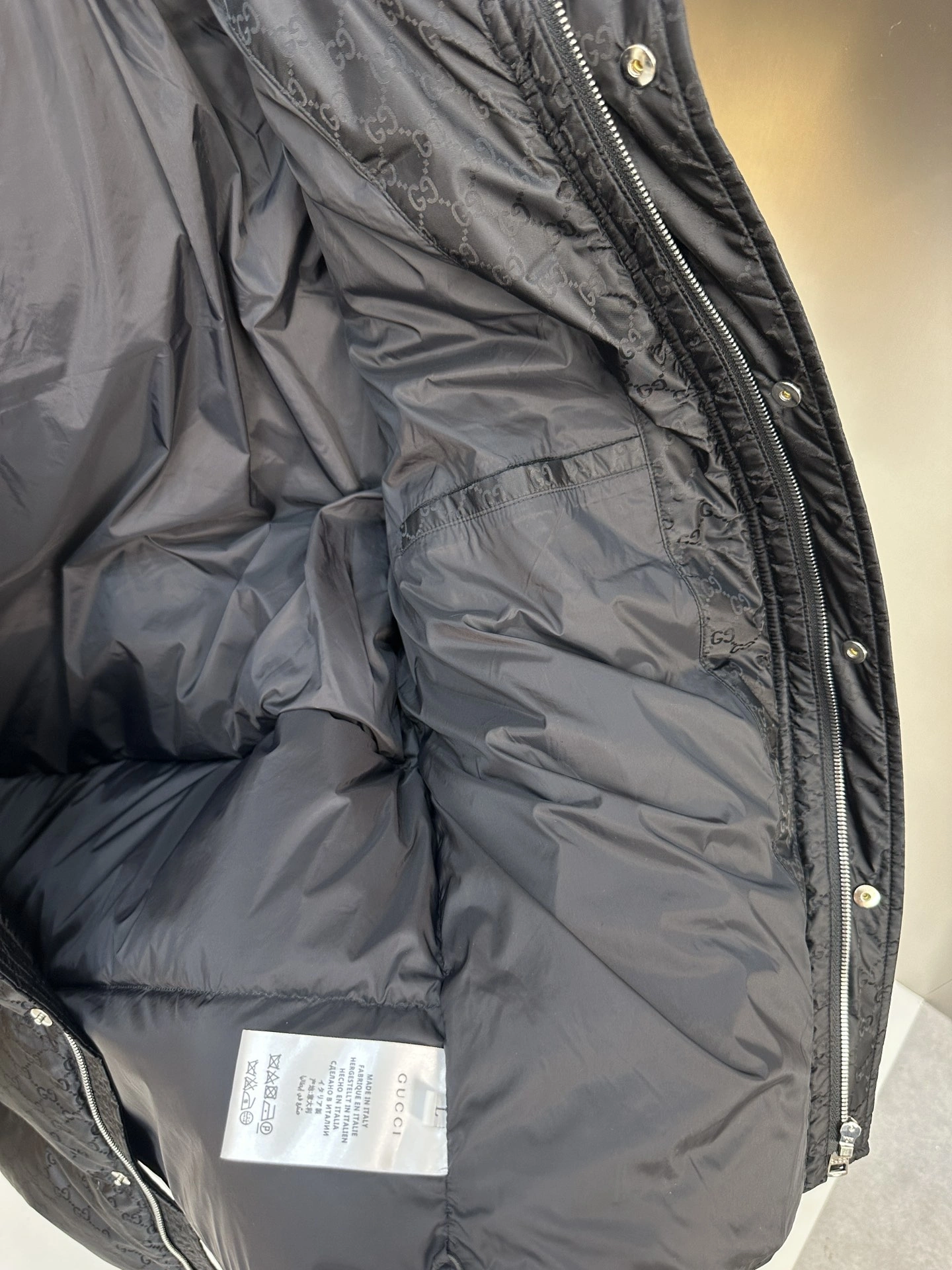 Discounted Gucci Down Jackets