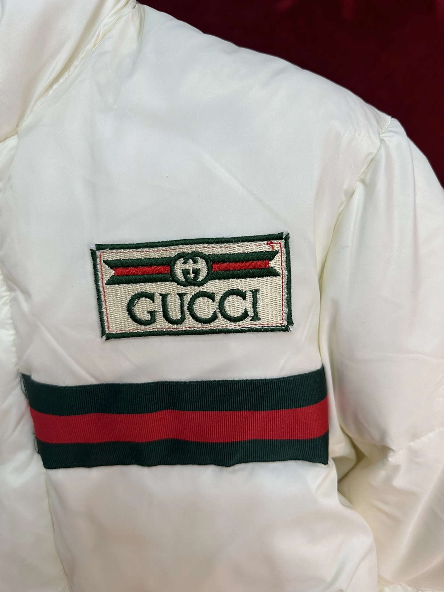 Bargain Gucci Down Jackets