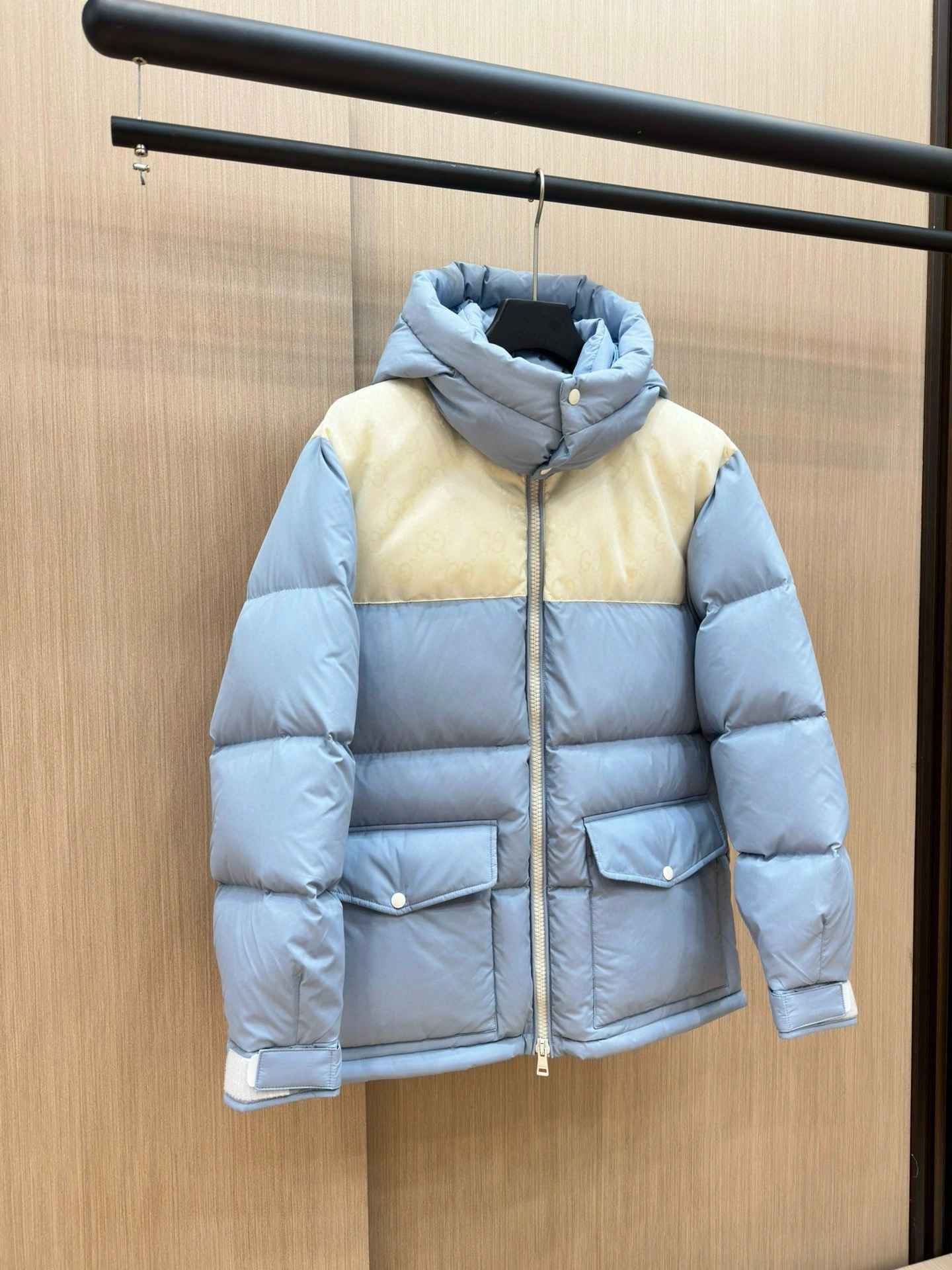 Accurate model Gucci Down Jackets