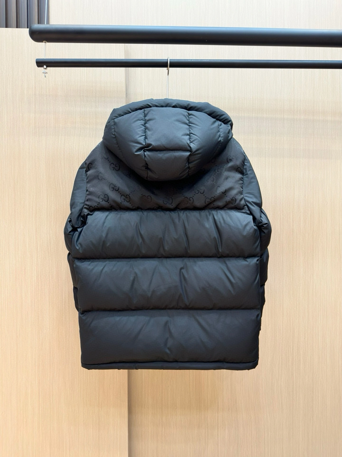Accurate model Gucci Down Jackets