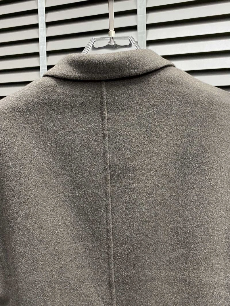 Bargain Gucci Down Jackets