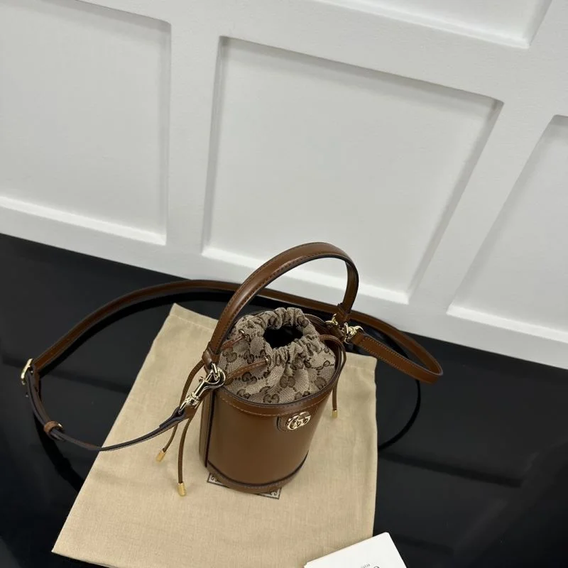 Accurate model Gucci Drawstring Bags
