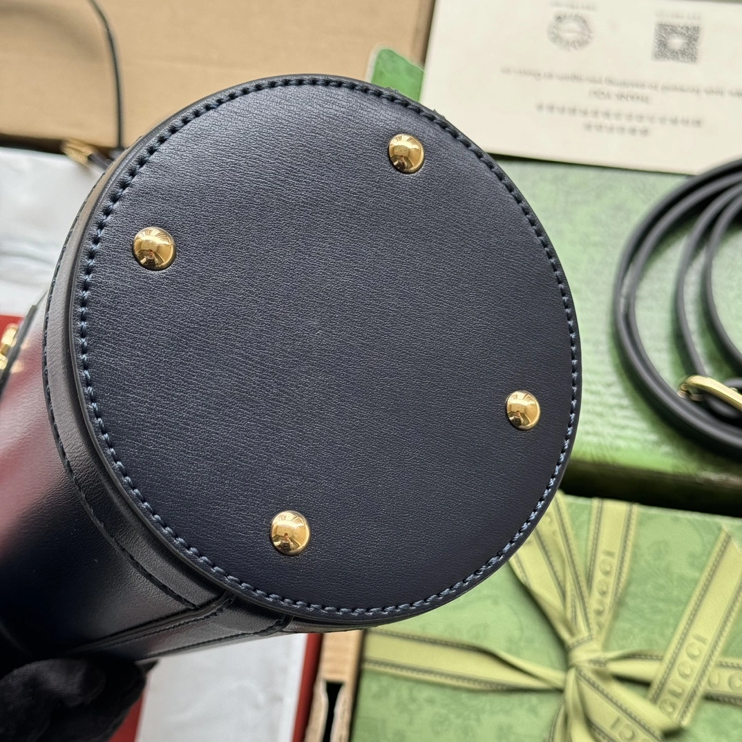 Exact replica Gucci Drawstring Bags