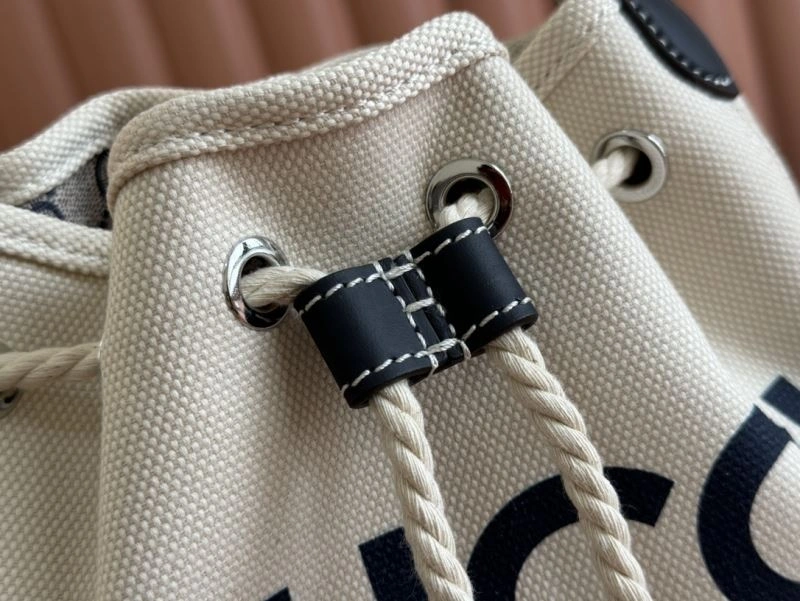 Bargain Gucci Drawstring Bags
