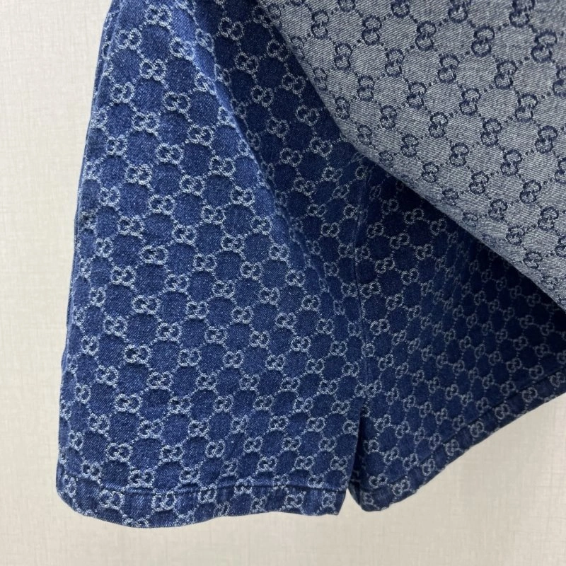 Reasonably priced Gucci Dress Suits