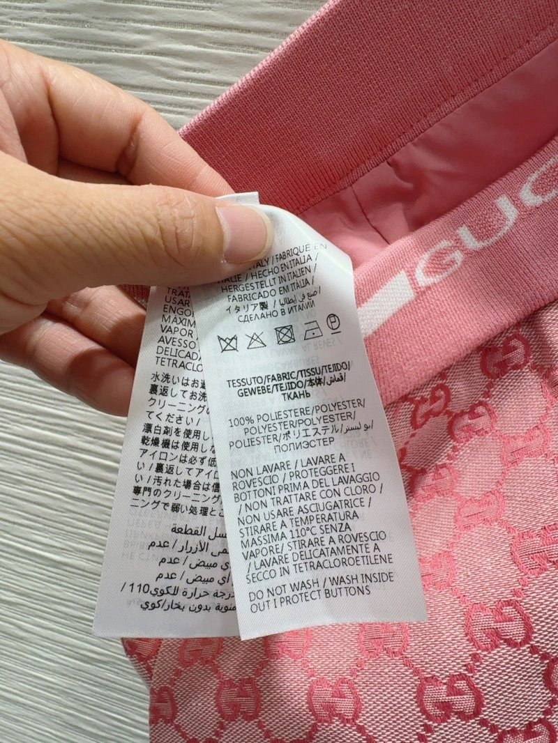 Reasonably priced Gucci Dress Suits