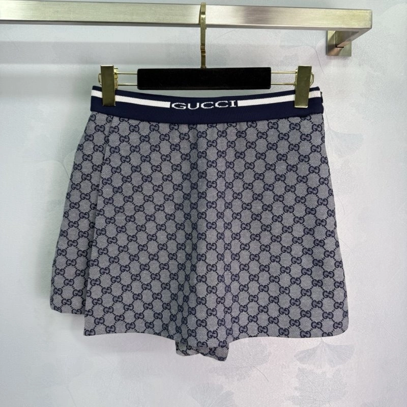 Reasonably priced Gucci Dress Suits