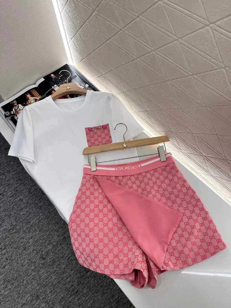 Original Gucci Dress Suits