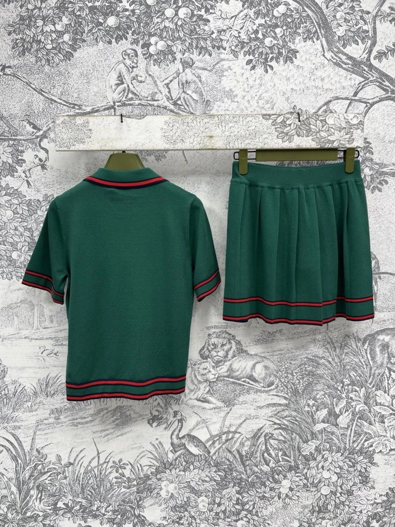 Reasonably priced Gucci Dress Suits