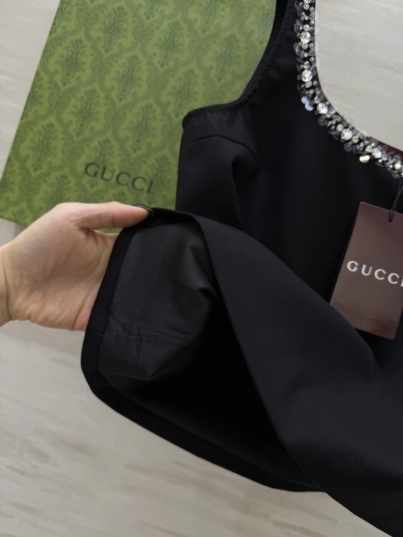 Top match Gucci Dress Suits