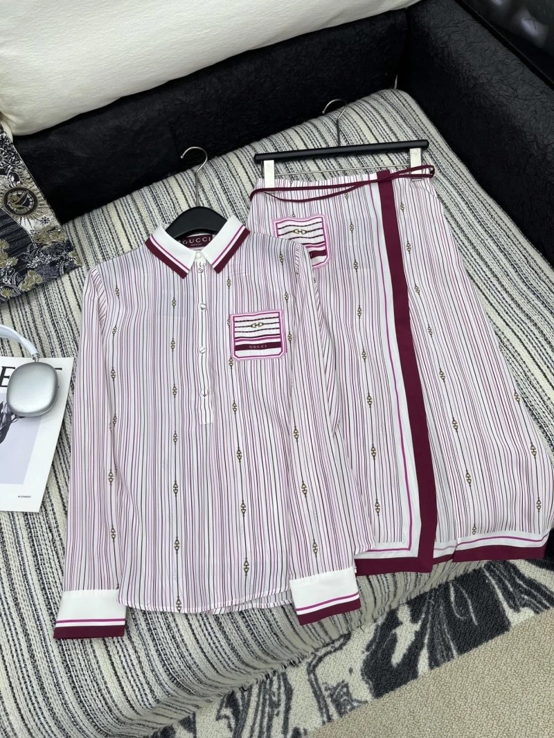 Exact replica Gucci Dress