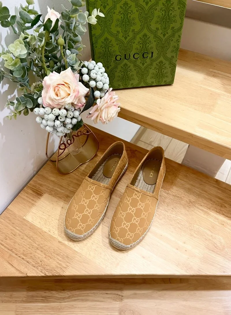 Value-priced Gucci Fishermans Shoes