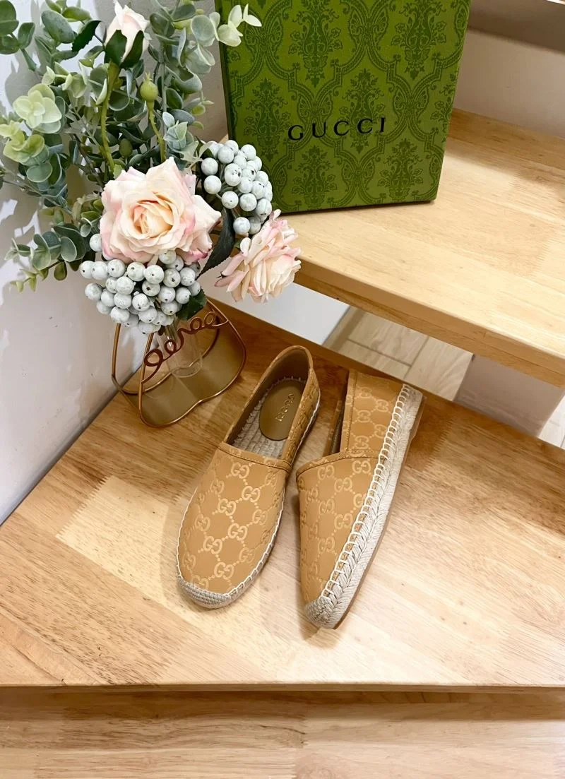 Value-priced Gucci Fishermans Shoes