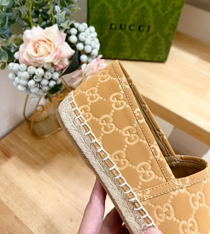 Value-priced Gucci Fishermans Shoes