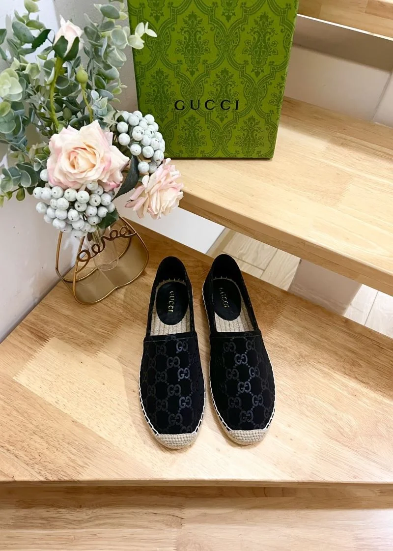 Gucci Fishermans Shoes