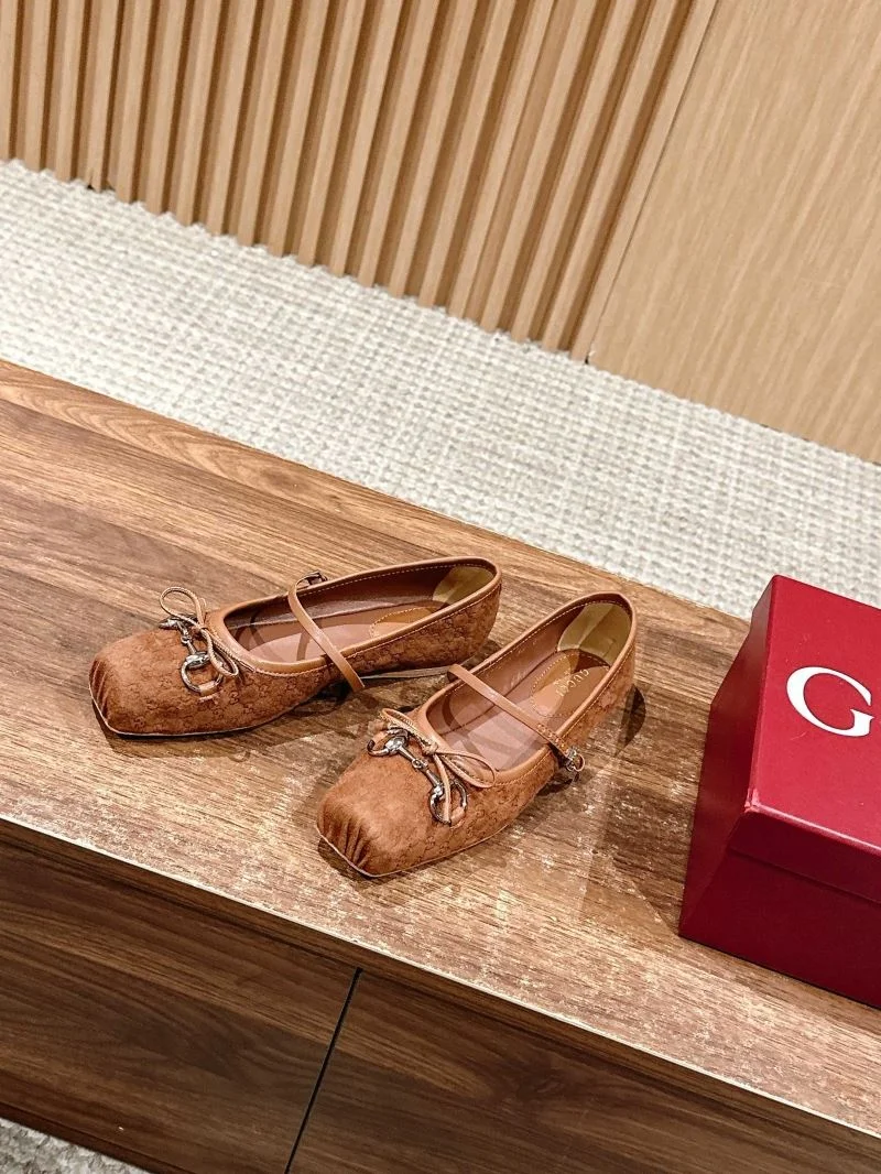 Reasonably priced Gucci Flat Shoes