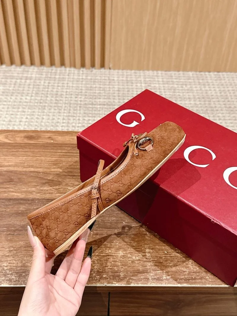 Reasonably priced Gucci Flat Shoes