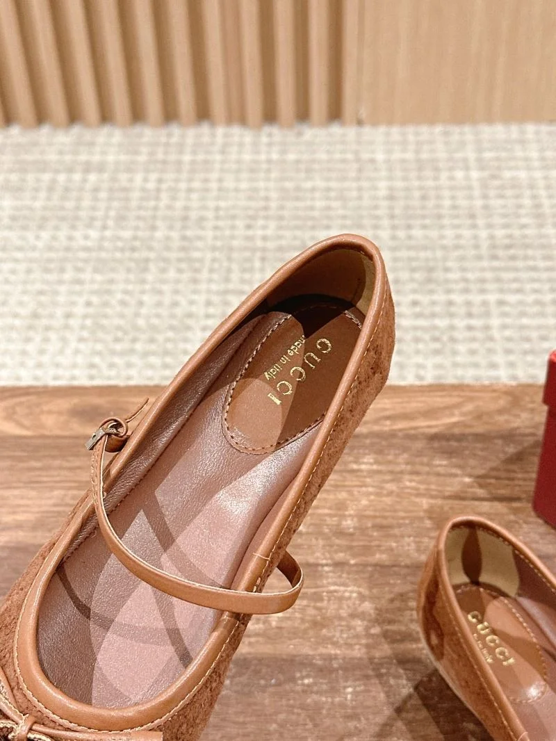 Reasonably priced Gucci Flat Shoes