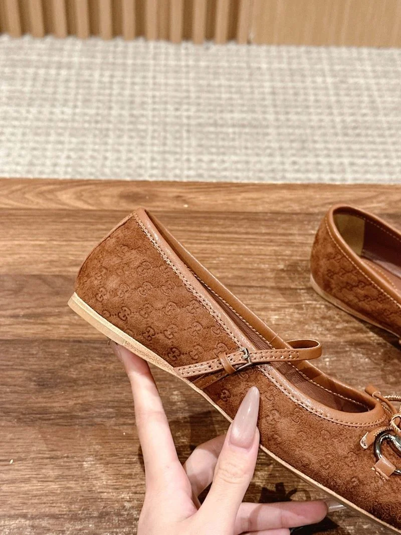 Reasonably priced Gucci Flat Shoes