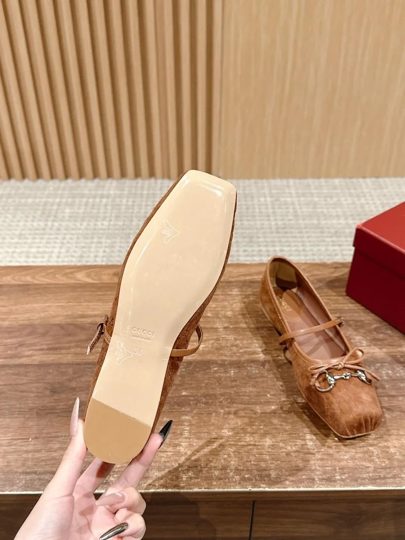 Reasonably priced Gucci Flat Shoes