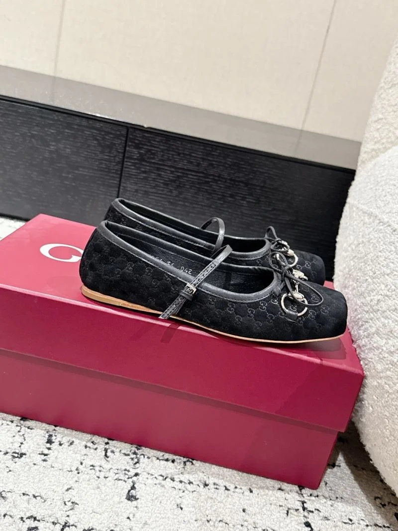 Budget-friendly Gucci Flat Shoes
