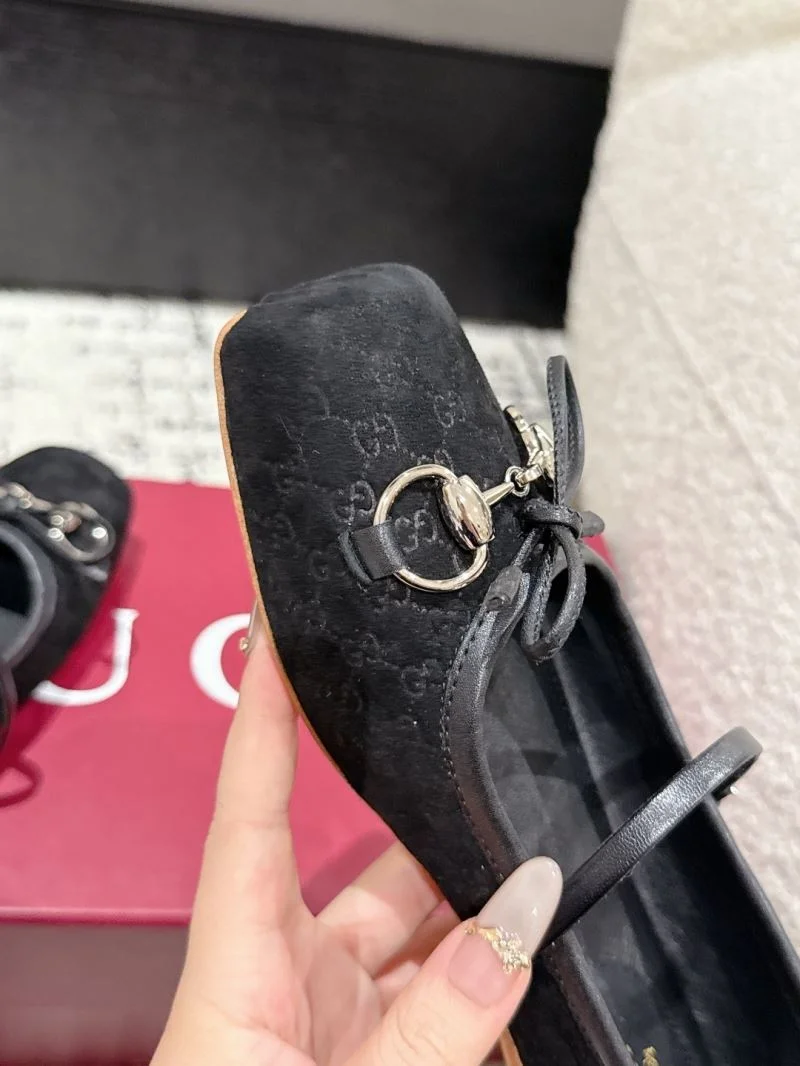 Budget-friendly Gucci Flat Shoes