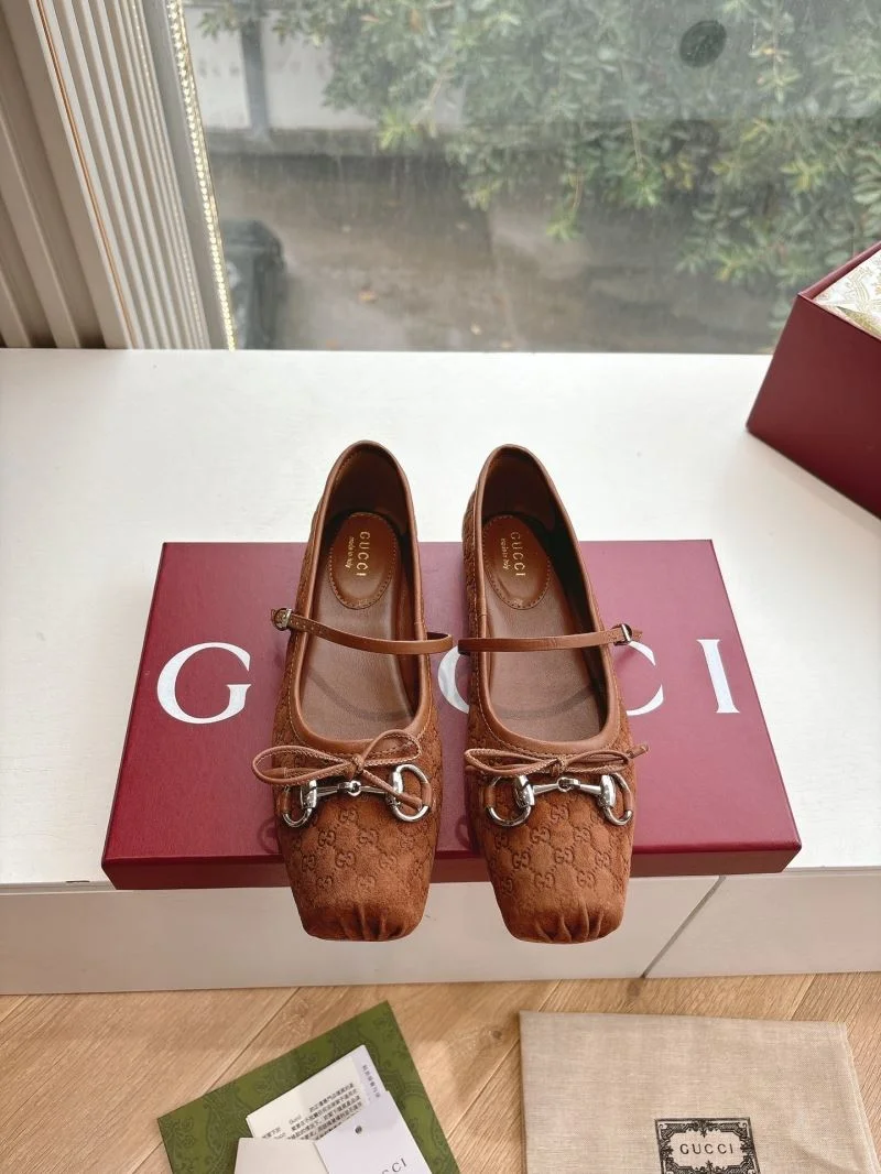 Value-priced Gucci Flat Shoes