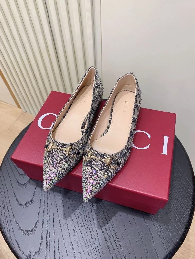 Gucci Flat Shoes